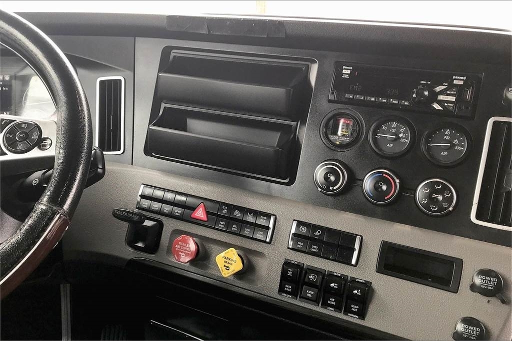 Freightliner Corp. CASCADIA