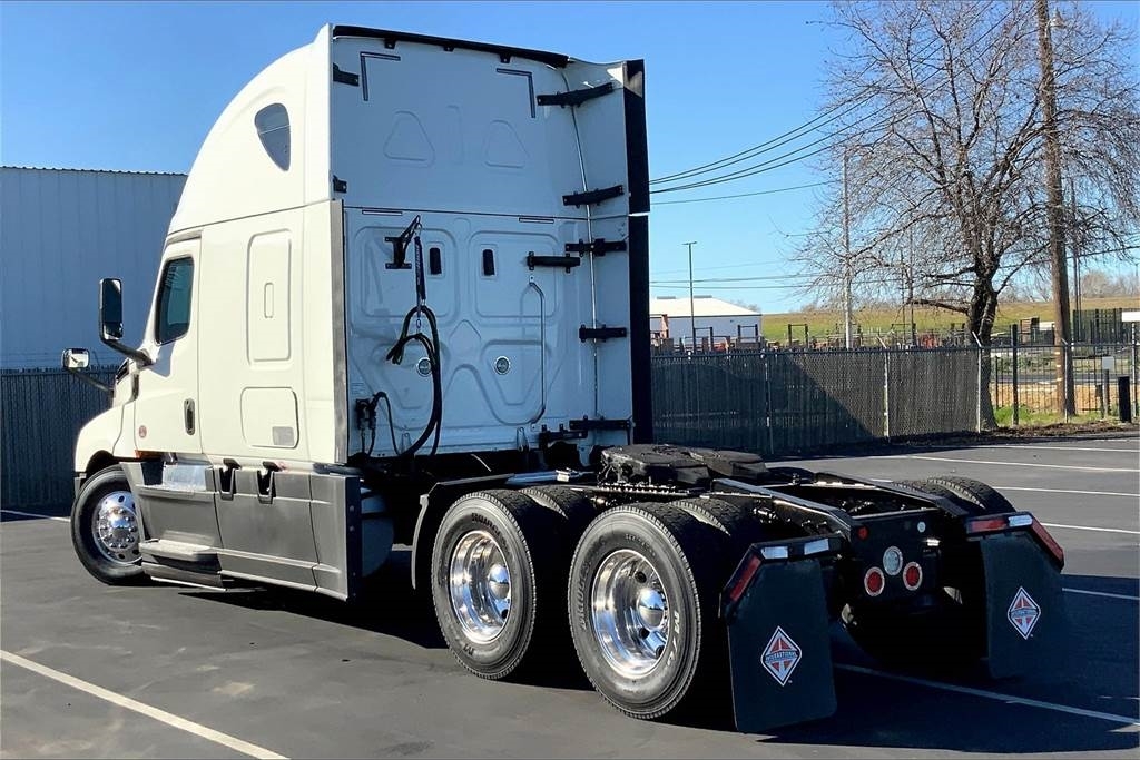 Freightliner Corp. CASCADIA