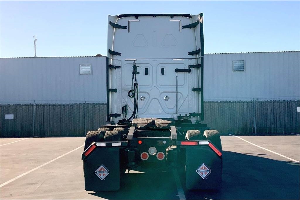 Freightliner Corp. CASCADIA