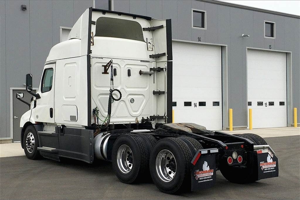 Freightliner Corp. CASCADIA