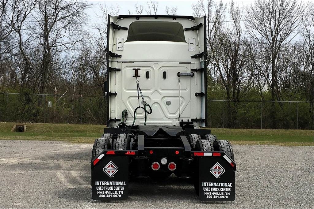 Freightliner Corp. CASCADIA