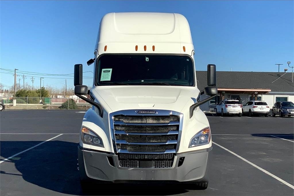 Freightliner Corp. CASCADIA