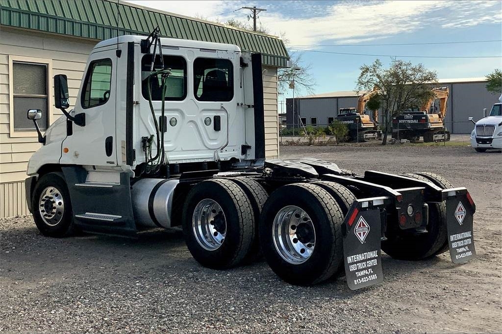 Freightliner Corp. PX113064ST