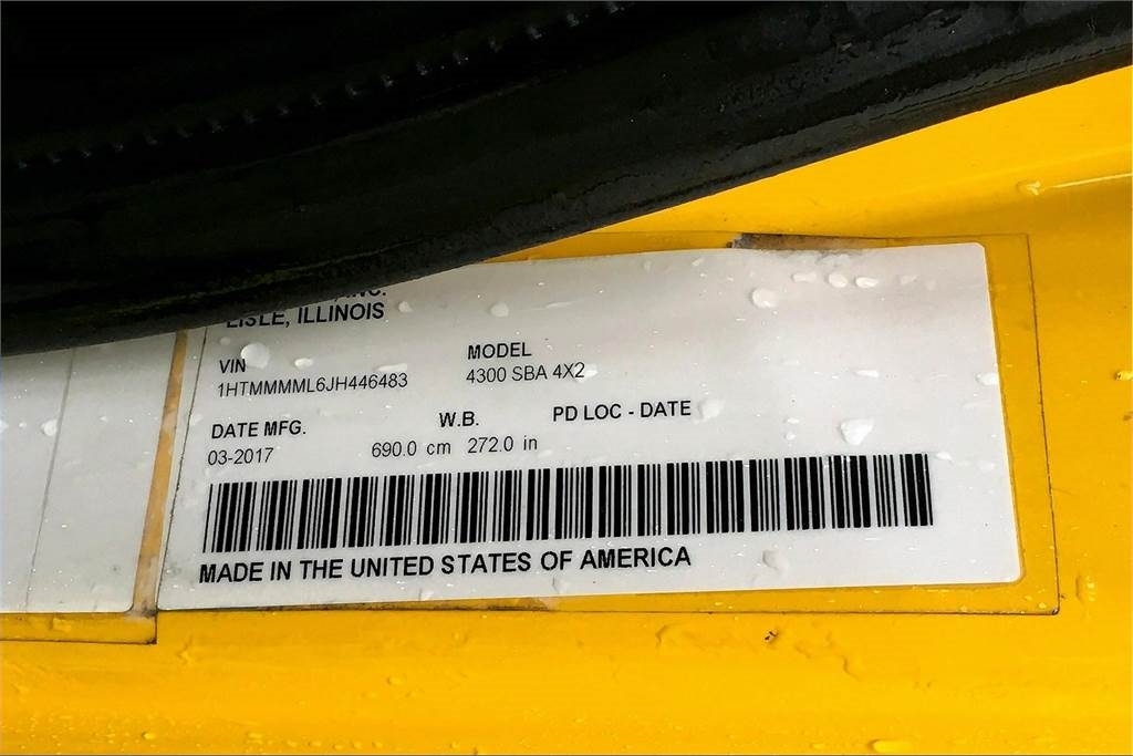 International 4300 SBA 4X2