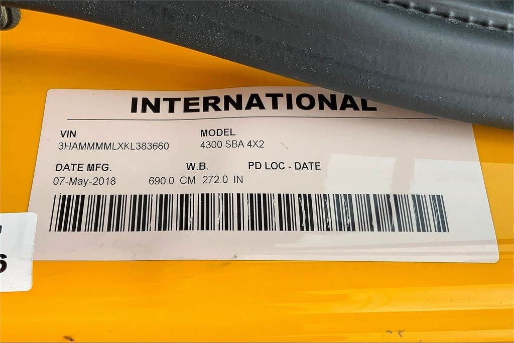 International 4300 SBA 4X2