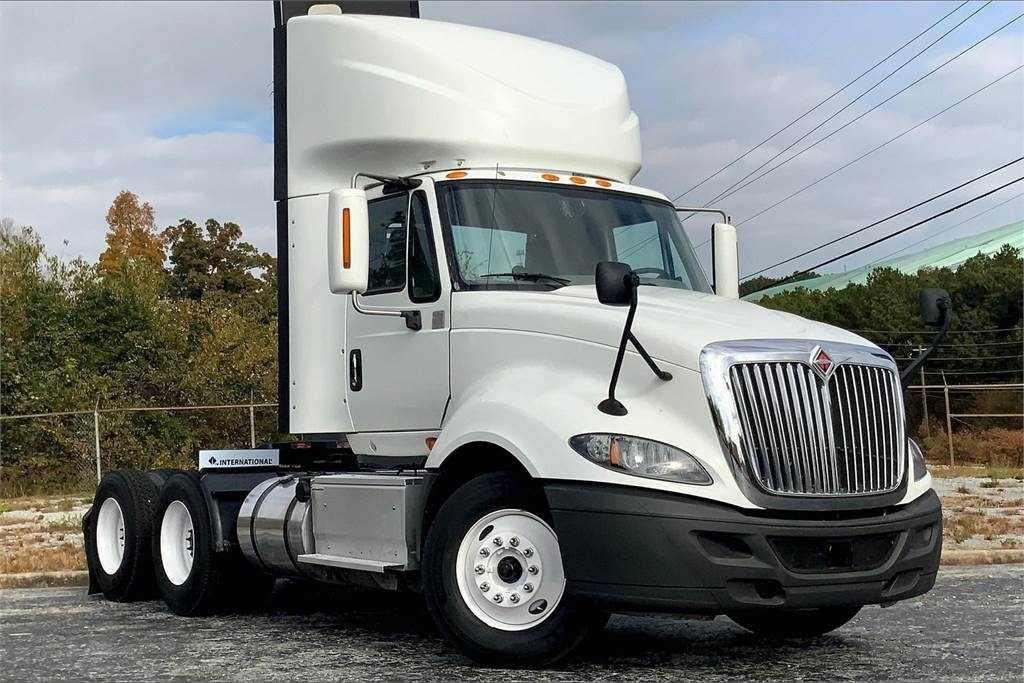International PROSTAR+ 122 6x4