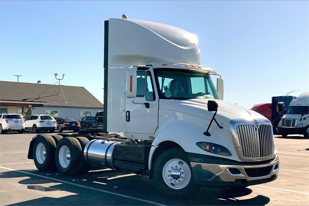 International PROSTAR+ 122 6x4