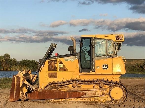 John Deere 850K WT