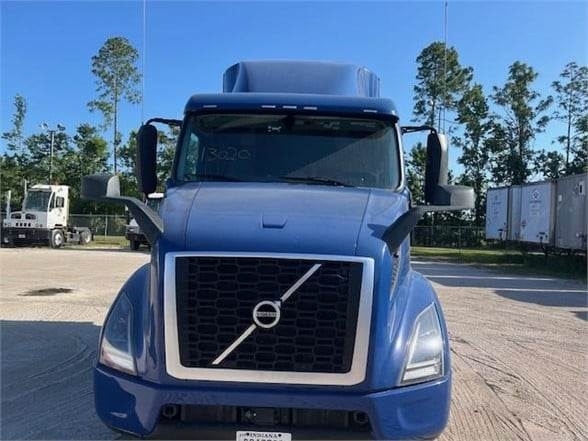Volvo VNR64T640