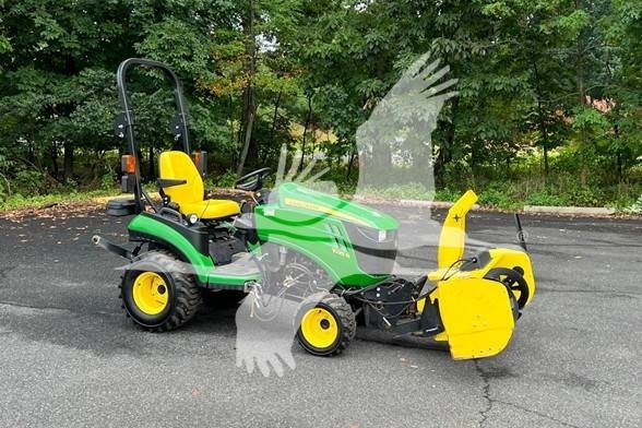 John Deere 1025R