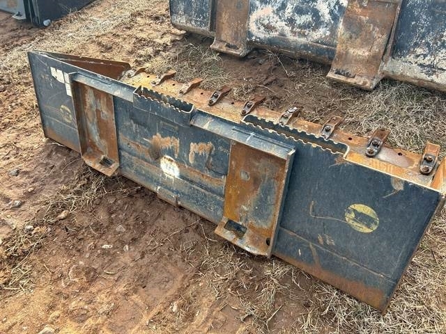 [Other] 78 Tooth Bucket Used Skid Steer