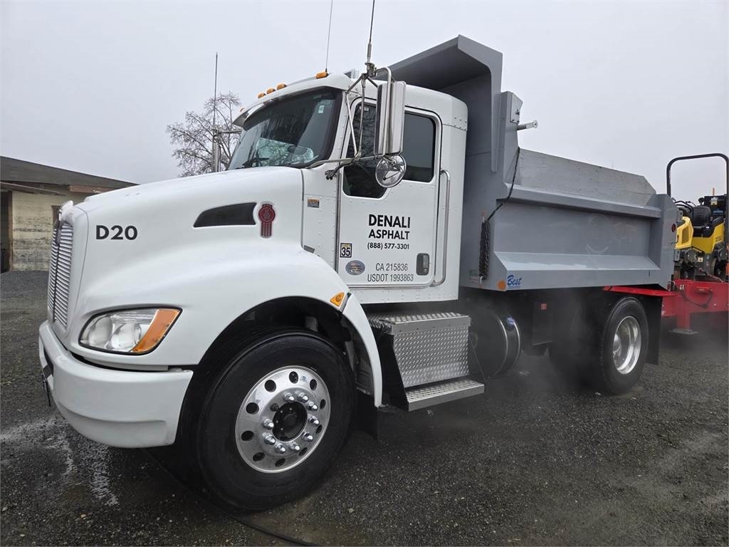 Kenworth T270