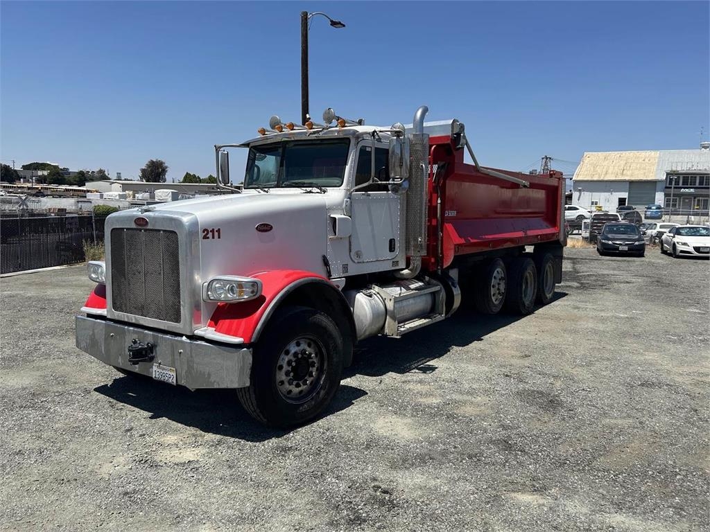 Peterbilt 367