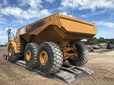 CAT 745C