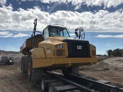 CAT 745C