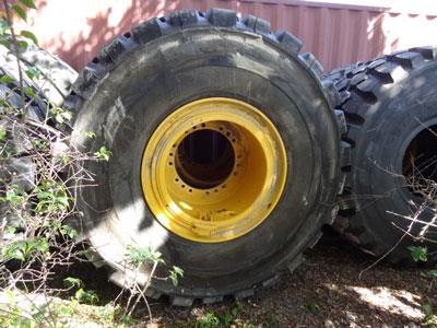 Michelin 875/65R29 TIRE & RIM- NEW