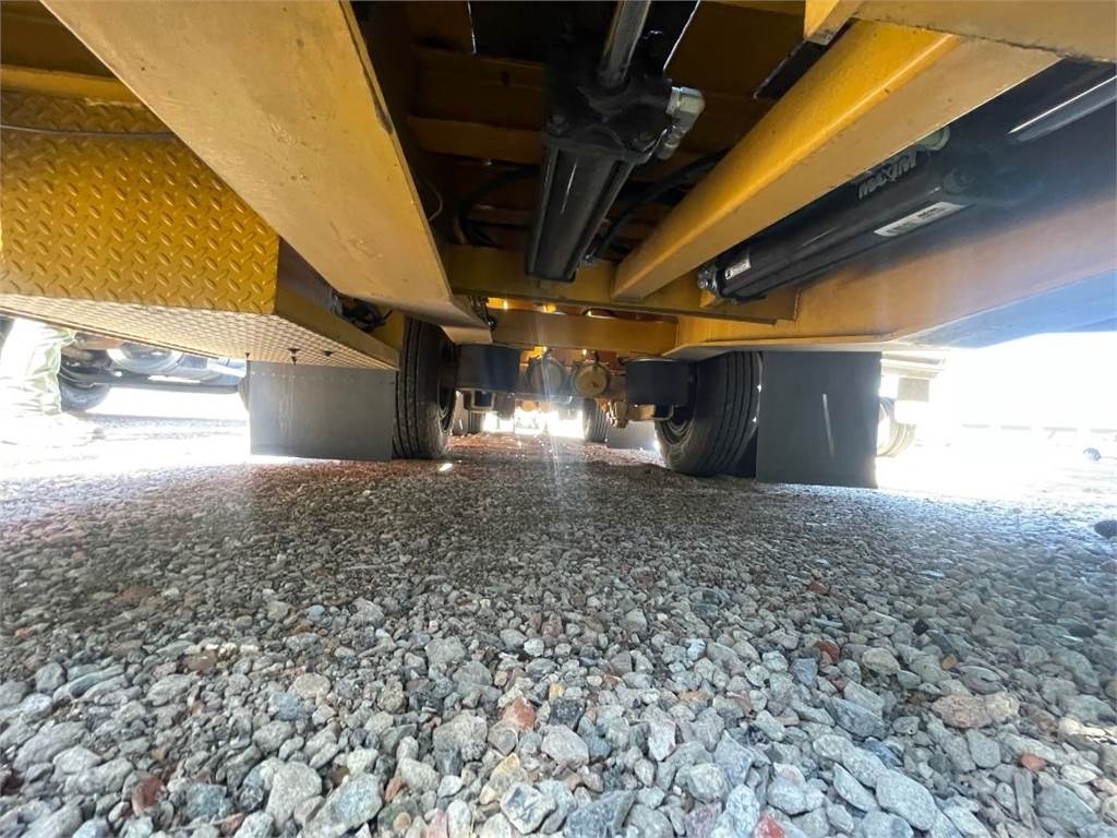 Better Built TRAILER 35-Ton Equipment Trailer