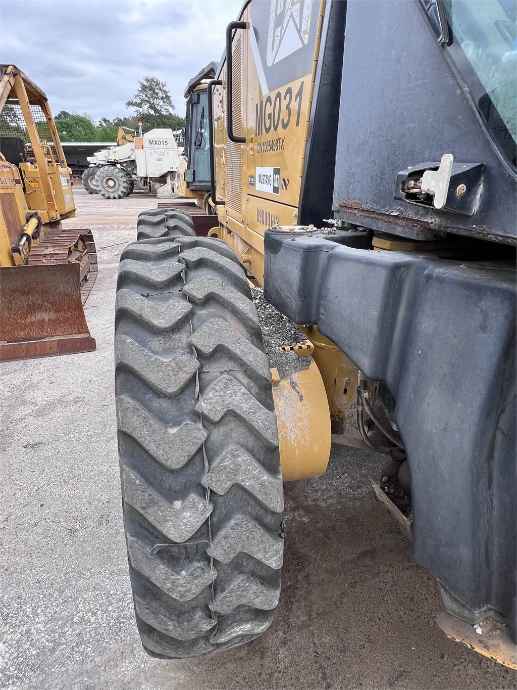 CAT 140M