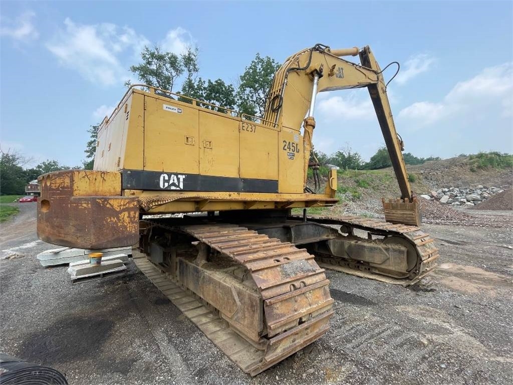 CAT 245D