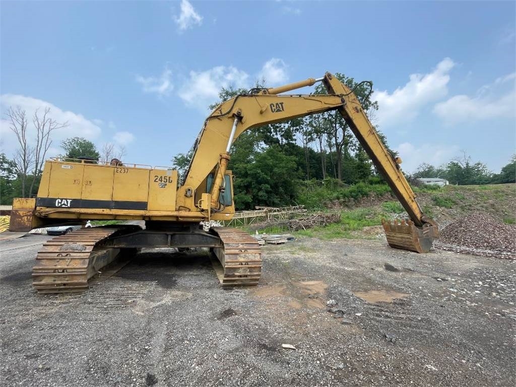 CAT 245D Long Reach