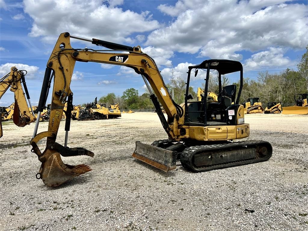 CAT 305.5 E2