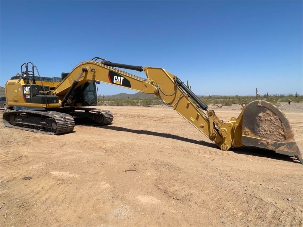 CAT 324E L