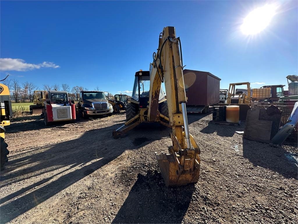 CAT 416B