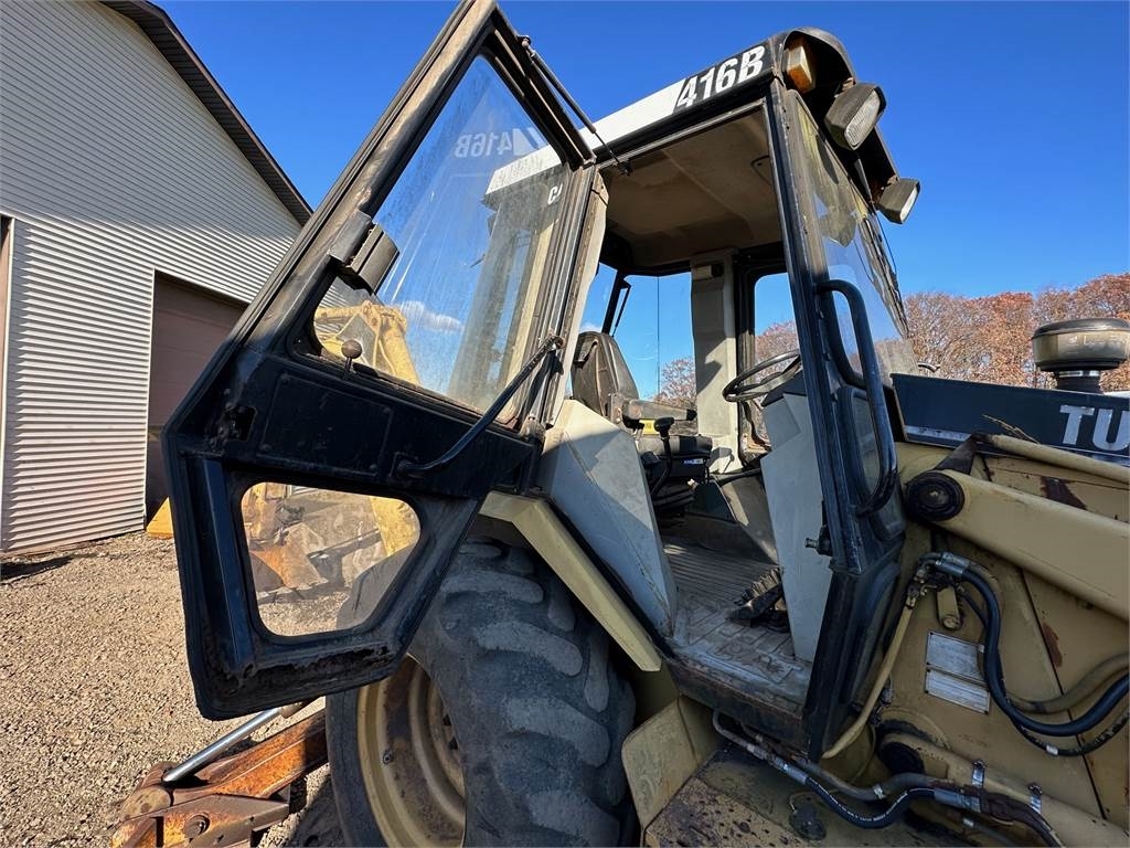 CAT 416B