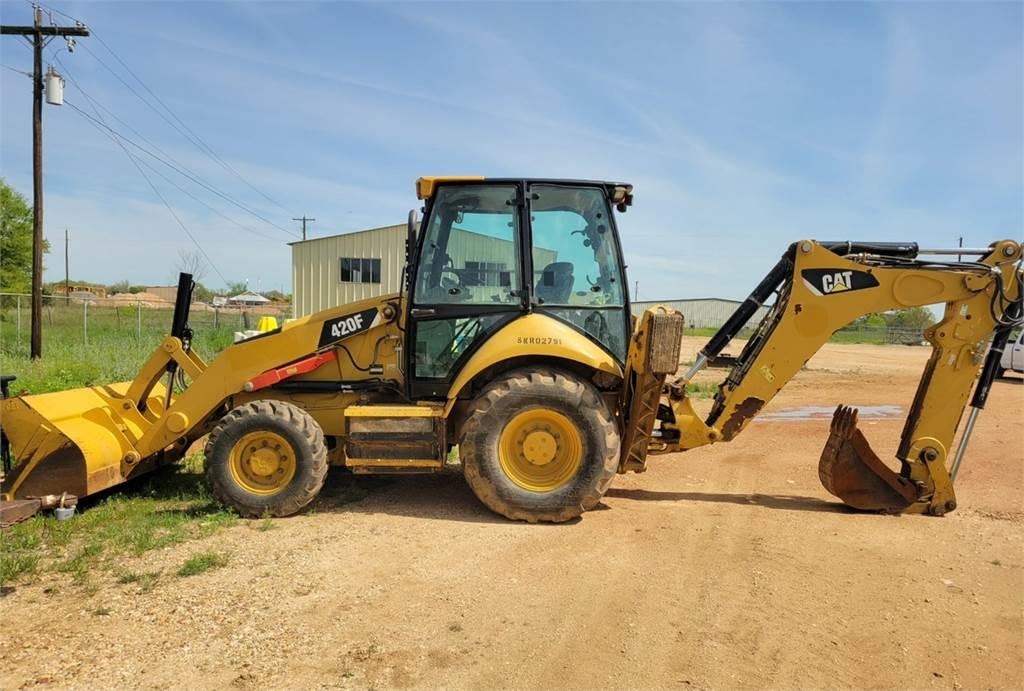 CAT 420F