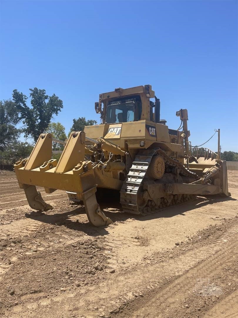 CAT D10T