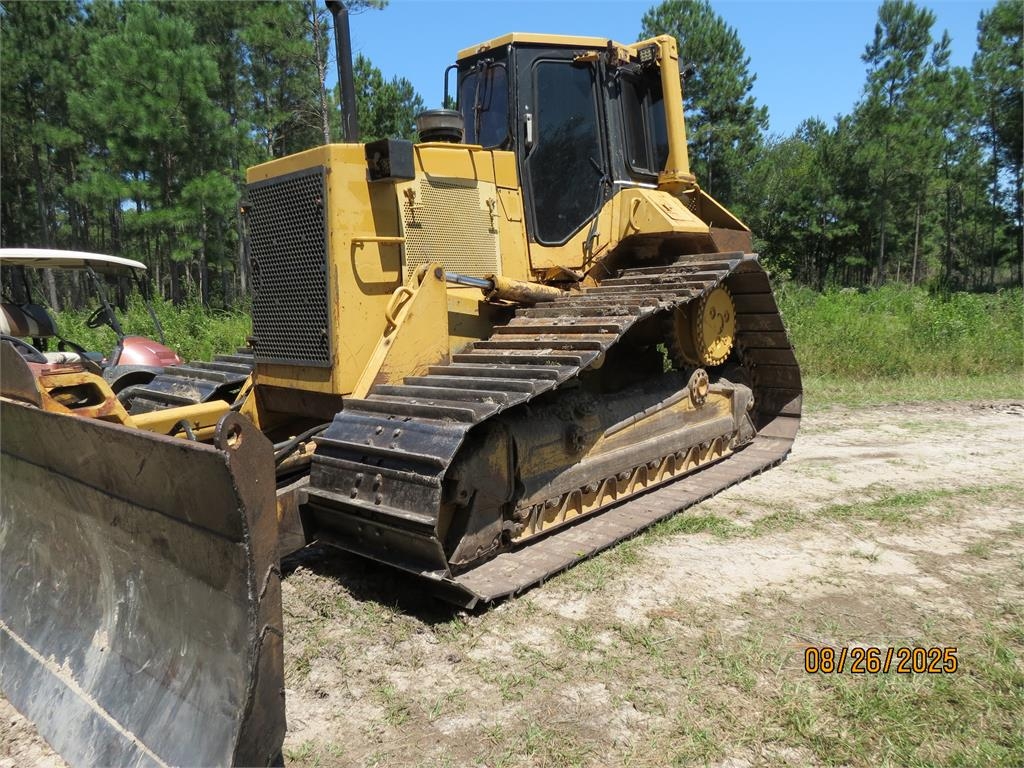 CAT D6M LGP