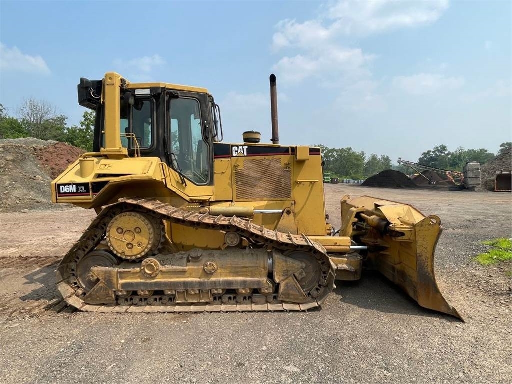 CAT D6M XL