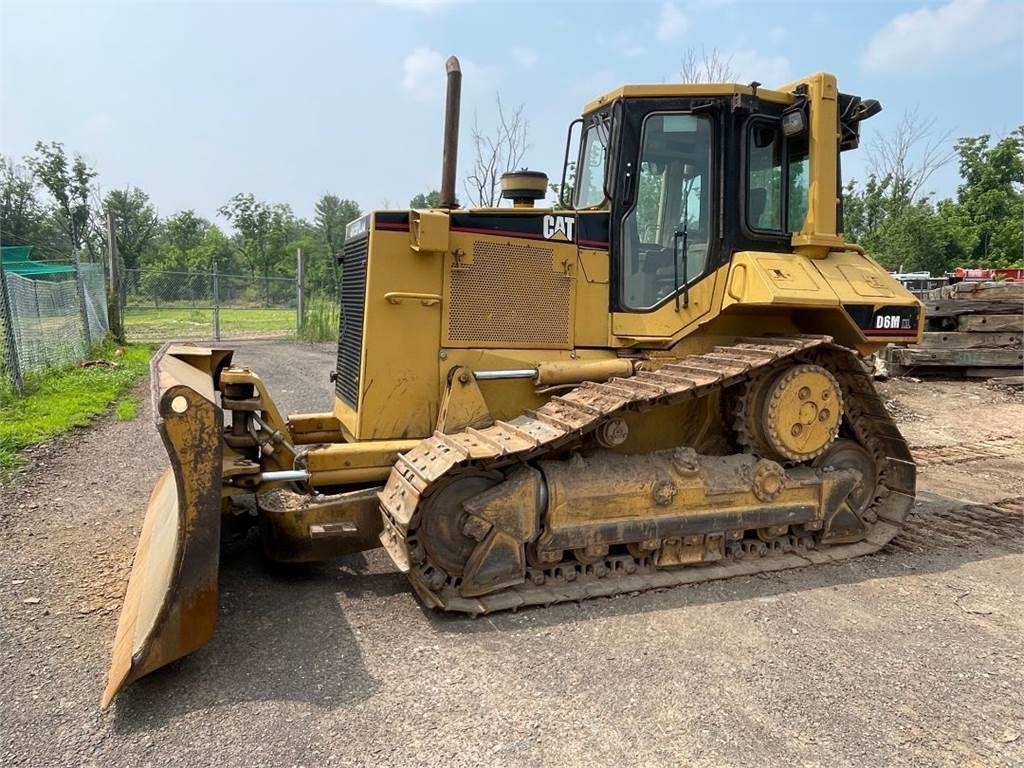 CAT D6M XL