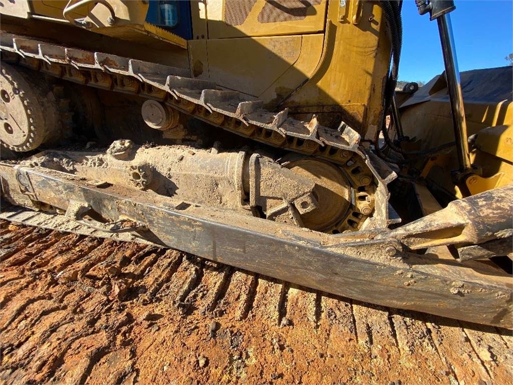CAT D6T XL