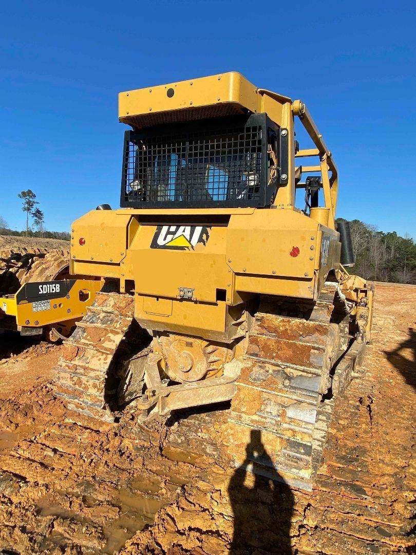 CAT D6T XL