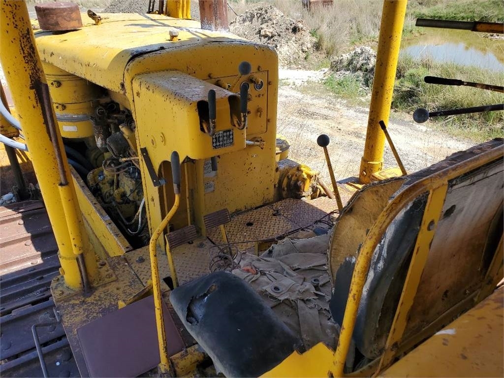 CAT D9E