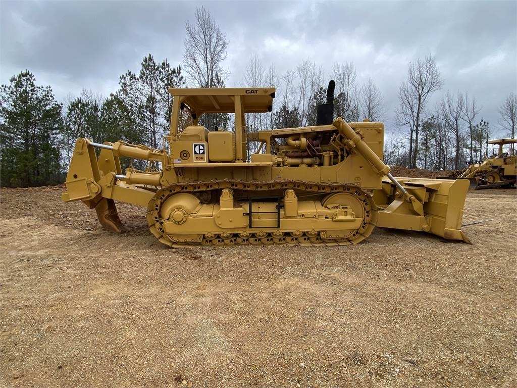 CAT D9H