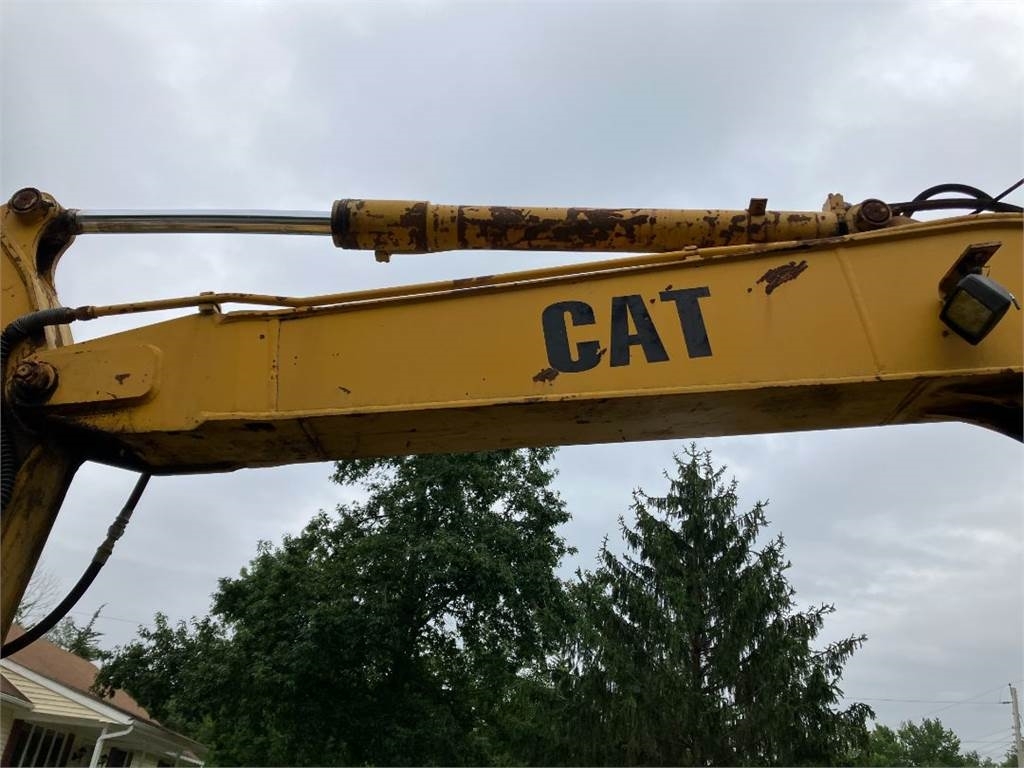 CAT E70B