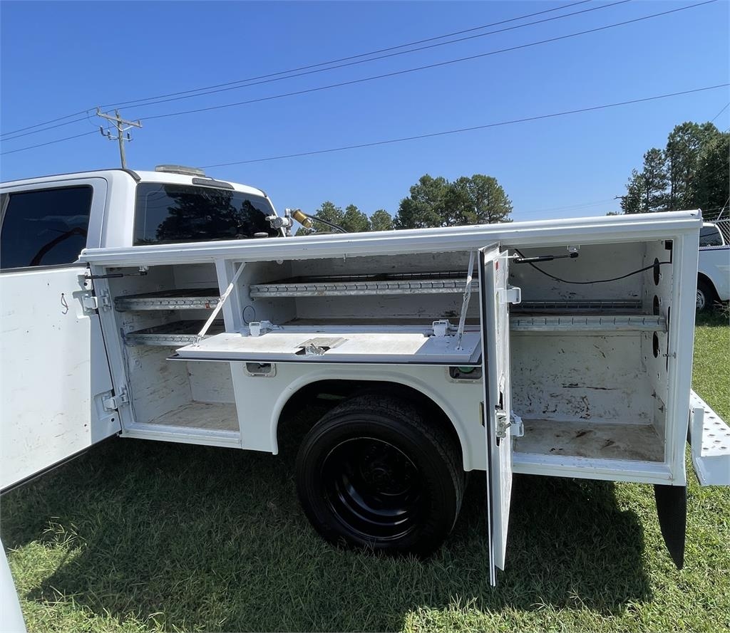 Ford F450 4WD