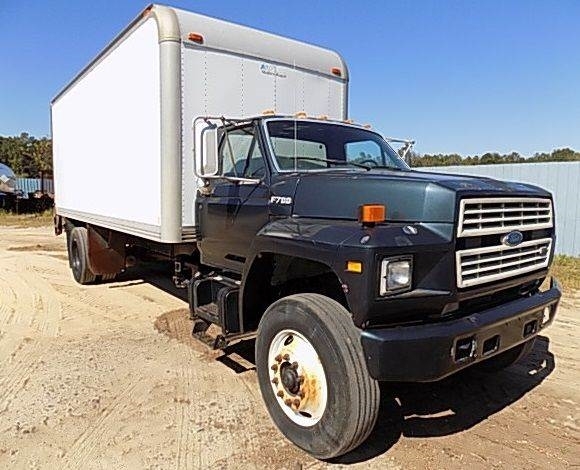 Ford F700