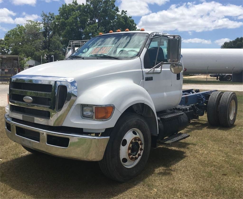 Ford F750 XL