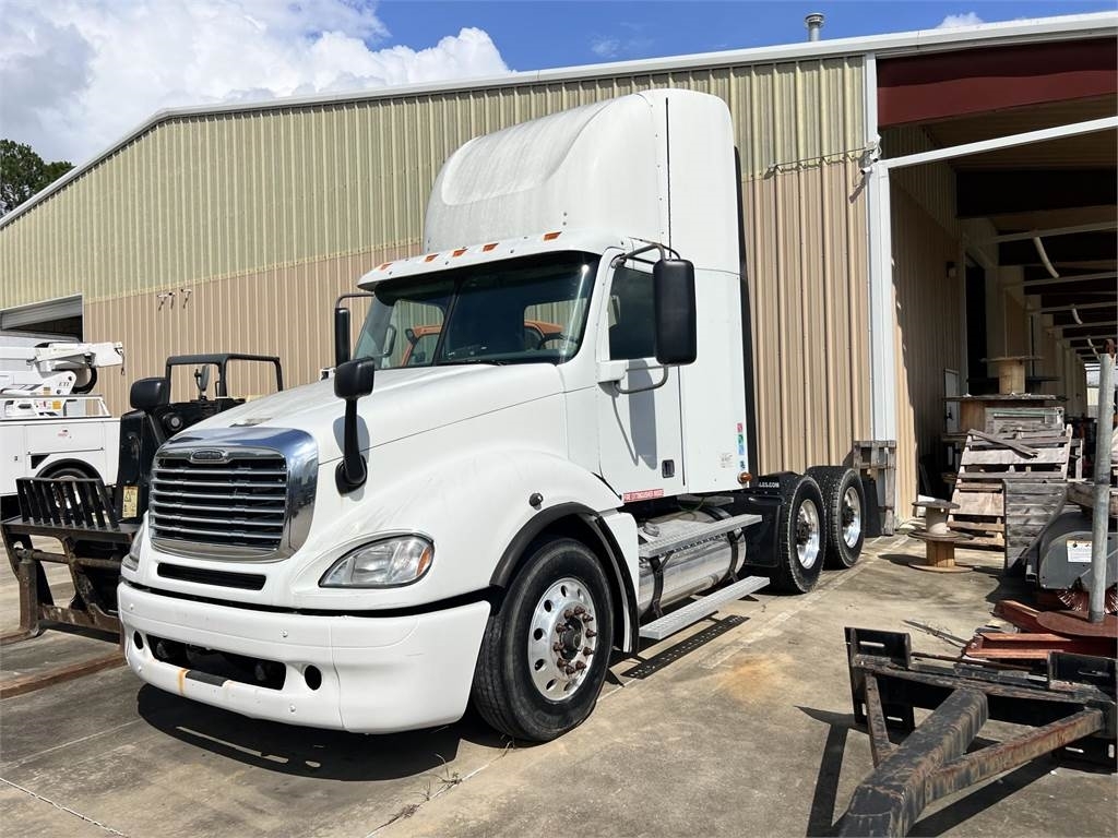 Freightliner CL120 Glider