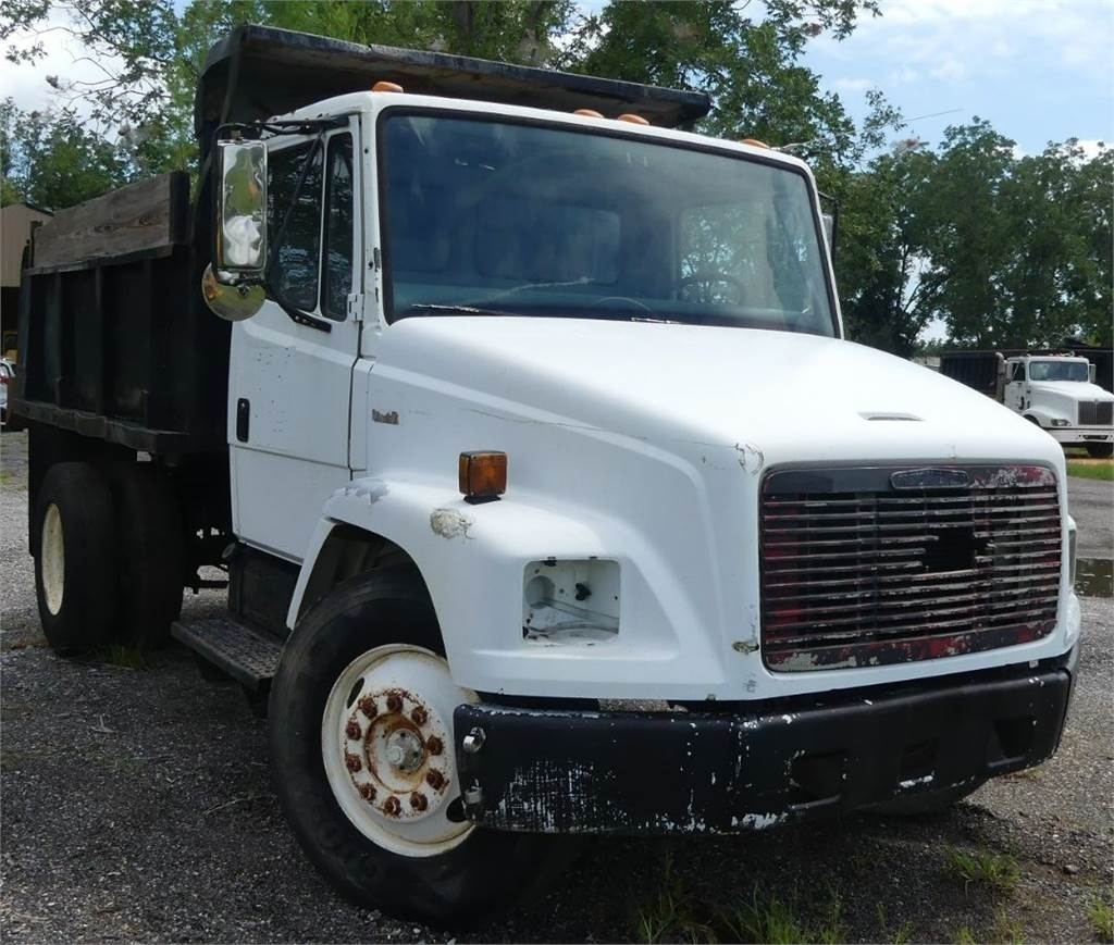 Freightliner FL60