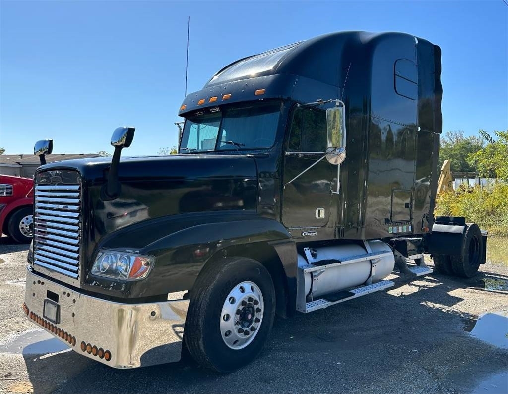 Freightliner FLD 120