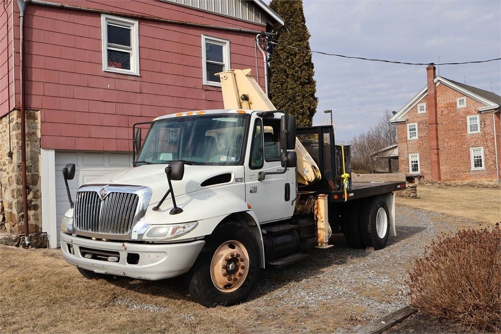 International 4300