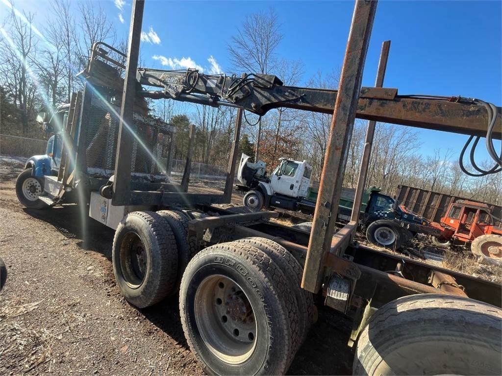 International 7400 6X4 Grapple