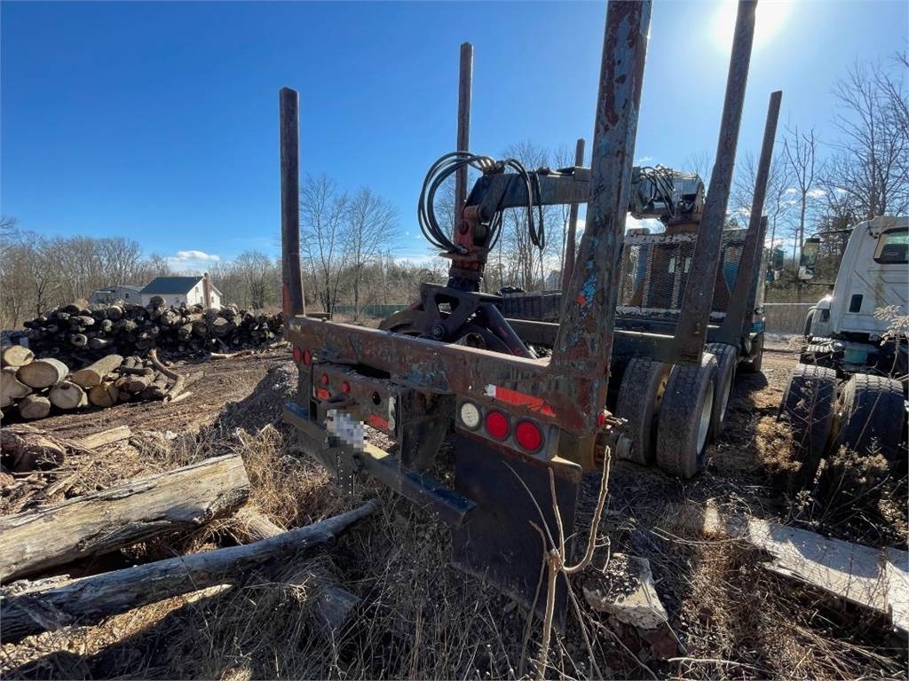 International 7400 6X4 Grapple