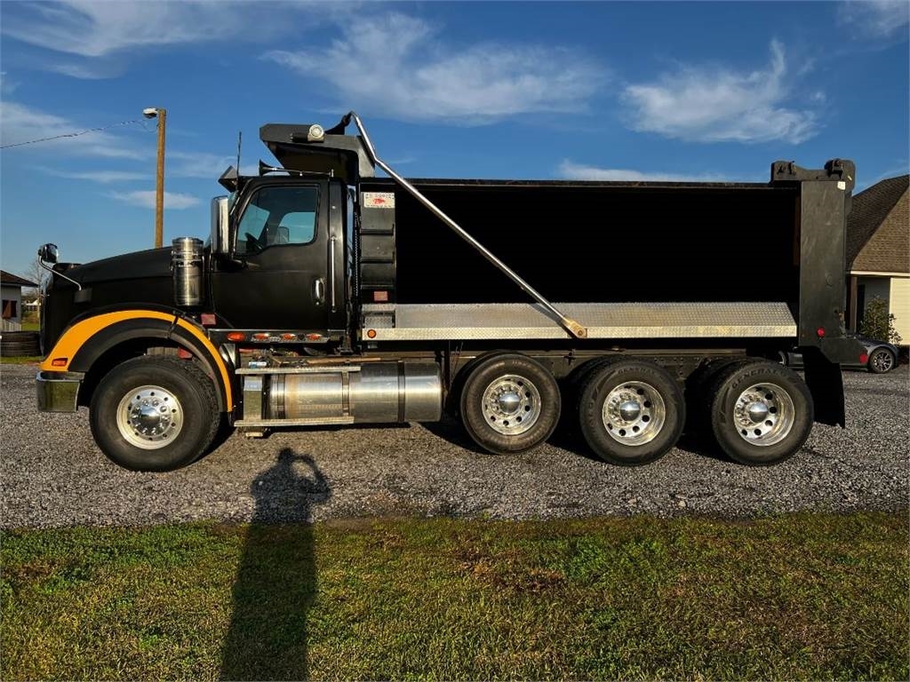 International HX 620