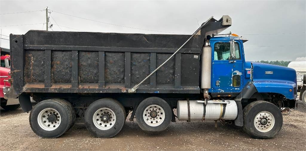 International Paystar 5000