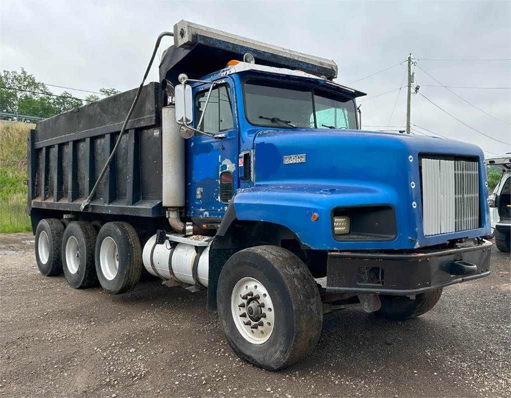 International Paystar 5000